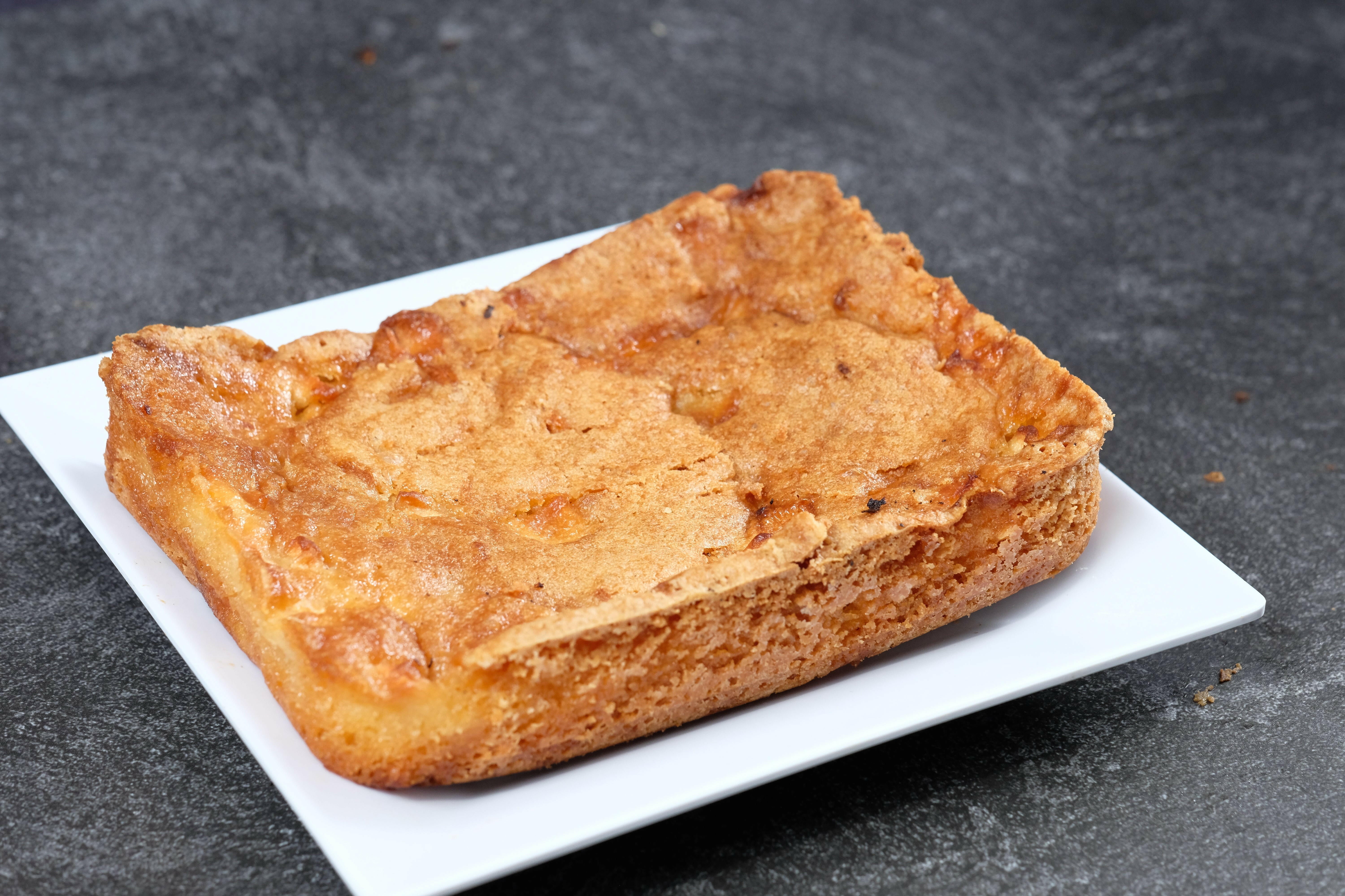 Homemade Apple Cake – Satmar Meats of Boro Park